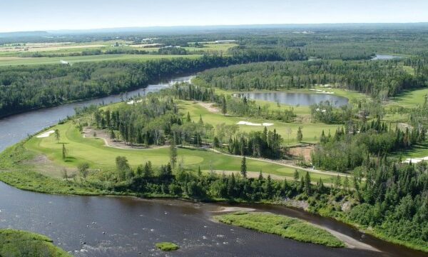 Whitewater Golf Club - Fairways Golf & Travel